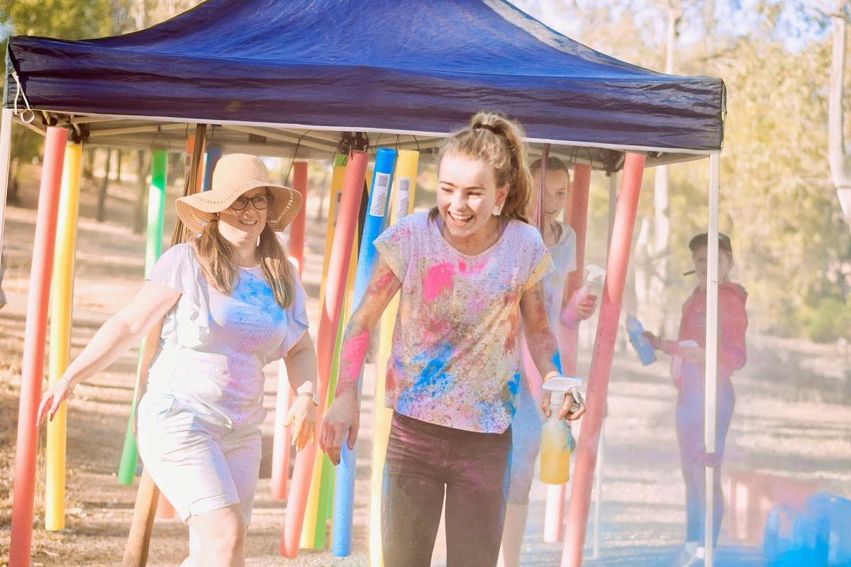 Un’esplosione di colori e divertimento con Sports and Music Hope Color ...