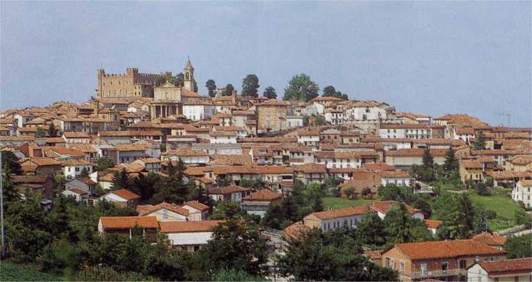 Domenica si svolgerà a Montemagno l'escursione "I passi del benessere ...